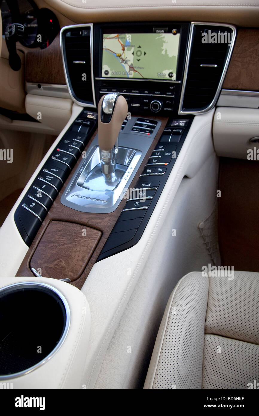 Sat Nav centre console of a Porsche Panamera Turbo Stock Photo - Alamy
