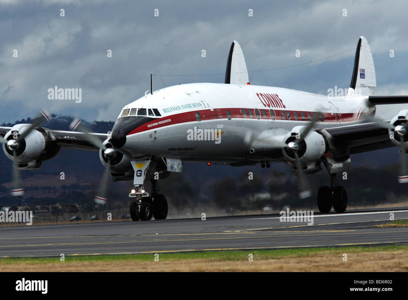 Lockheed super constellation aircraft hi-res stock photography and ...