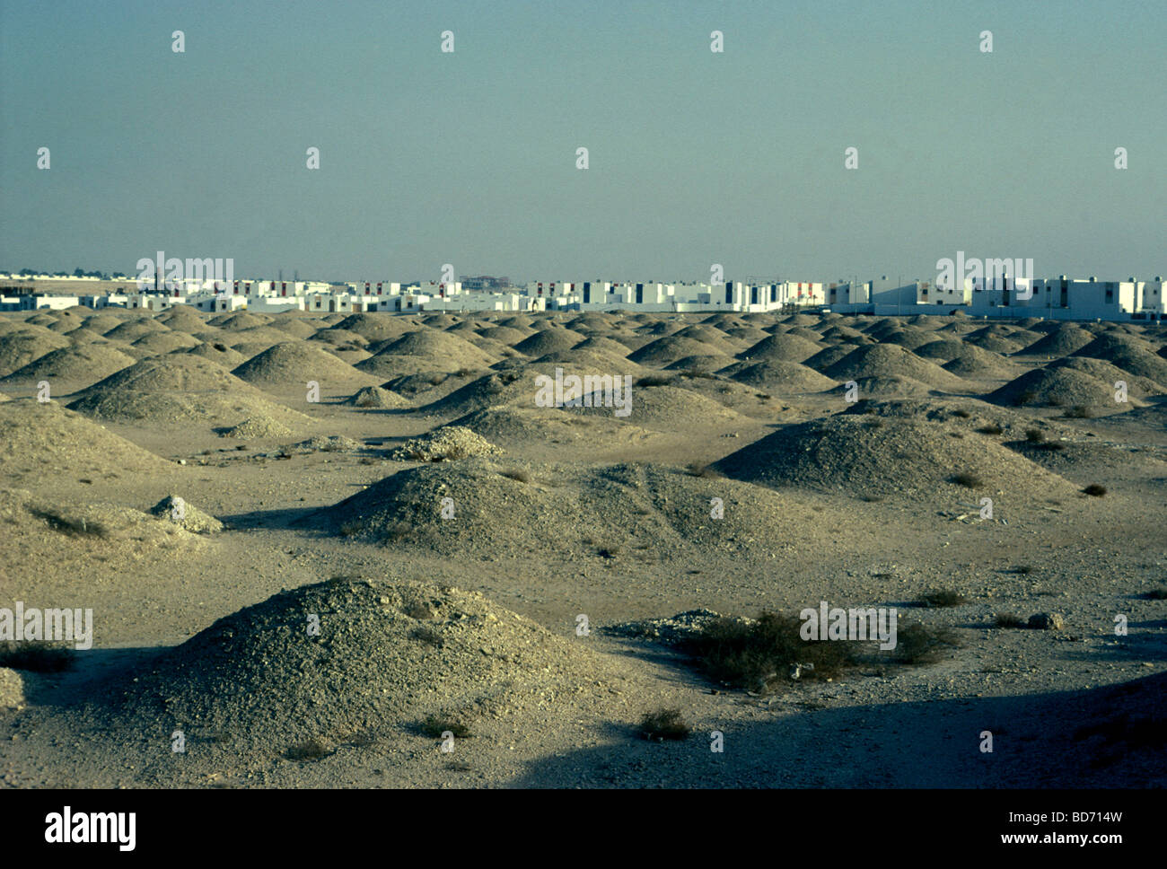 Dilmun Burial Mounds High Resolution Stock Photography and Images - Alamy