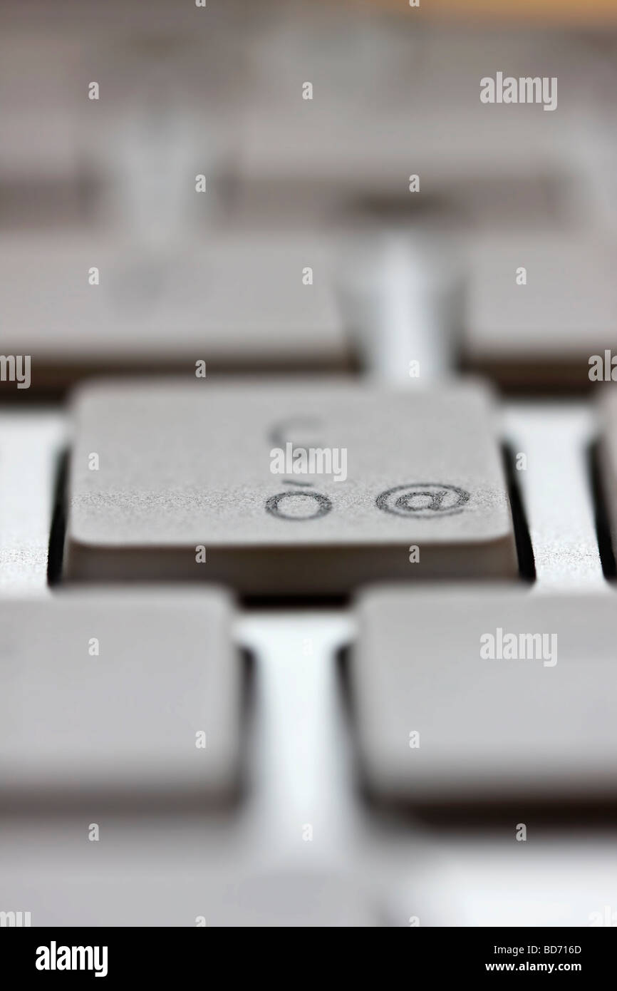 Tab symbol keyboard hi-res stock photography and images - Alamy