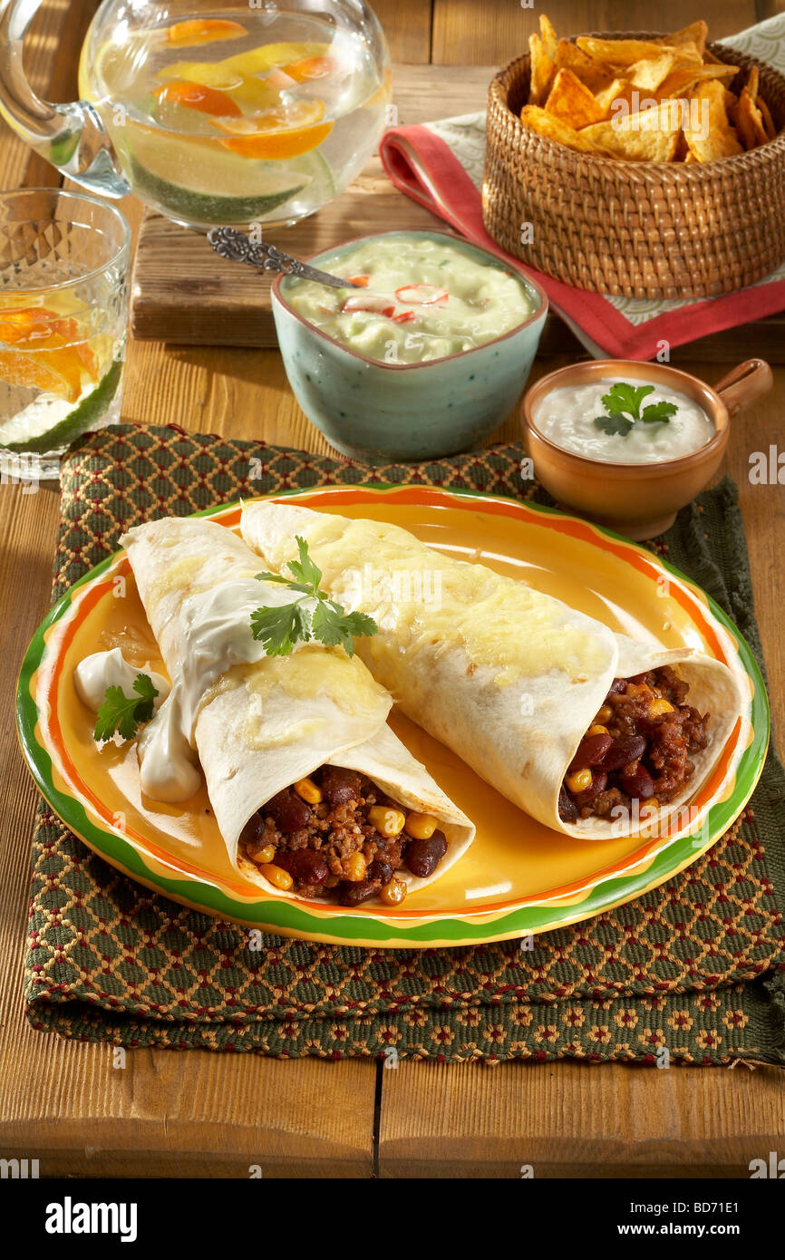 Beef mince tortillas hi-res stock photography and images - Alamy