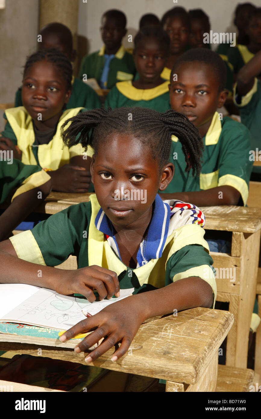 Africa schools education woman hi-res stock photography and images - Alamy