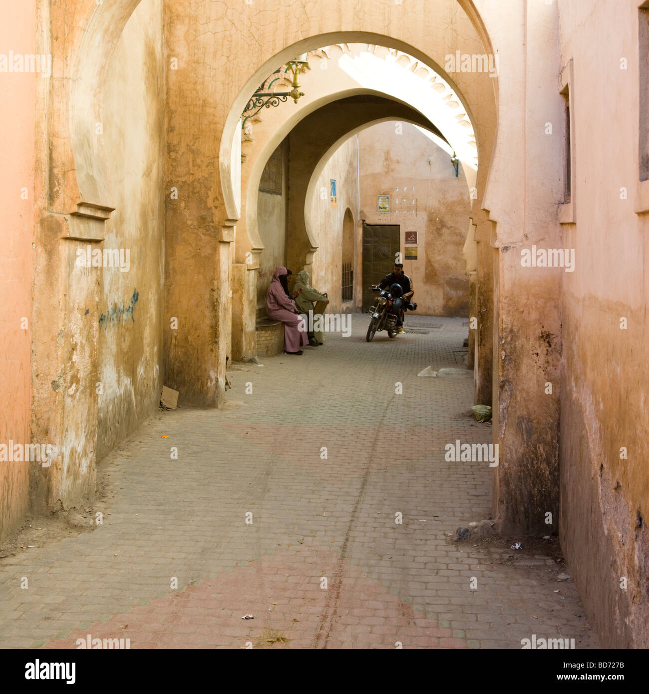 Keyhole Arches High Resolution Stock Photography and Images - Alamy