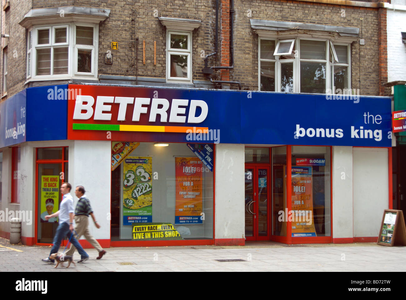 High street bookmakers hi-res stock photography and images - Alamy