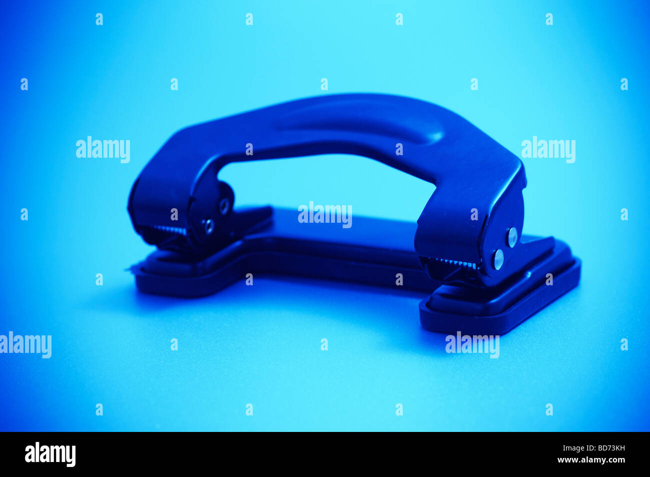 Holepunch hi-res stock photography and images - Alamy