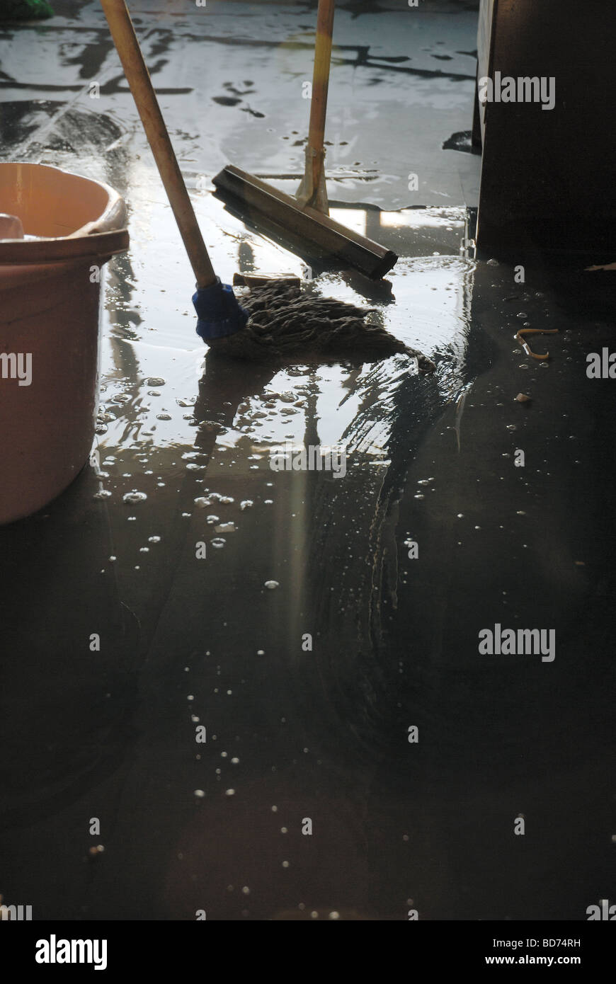Mop and Bucket Stock Photo - Alamy