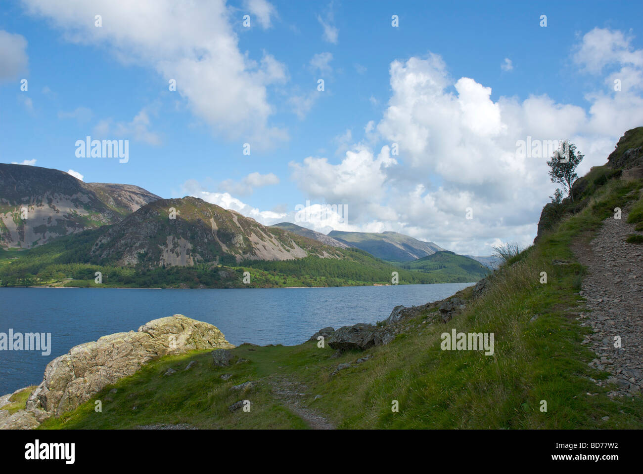 Ennerdale Water overlooked by Great Borne, Lake District National Park ...