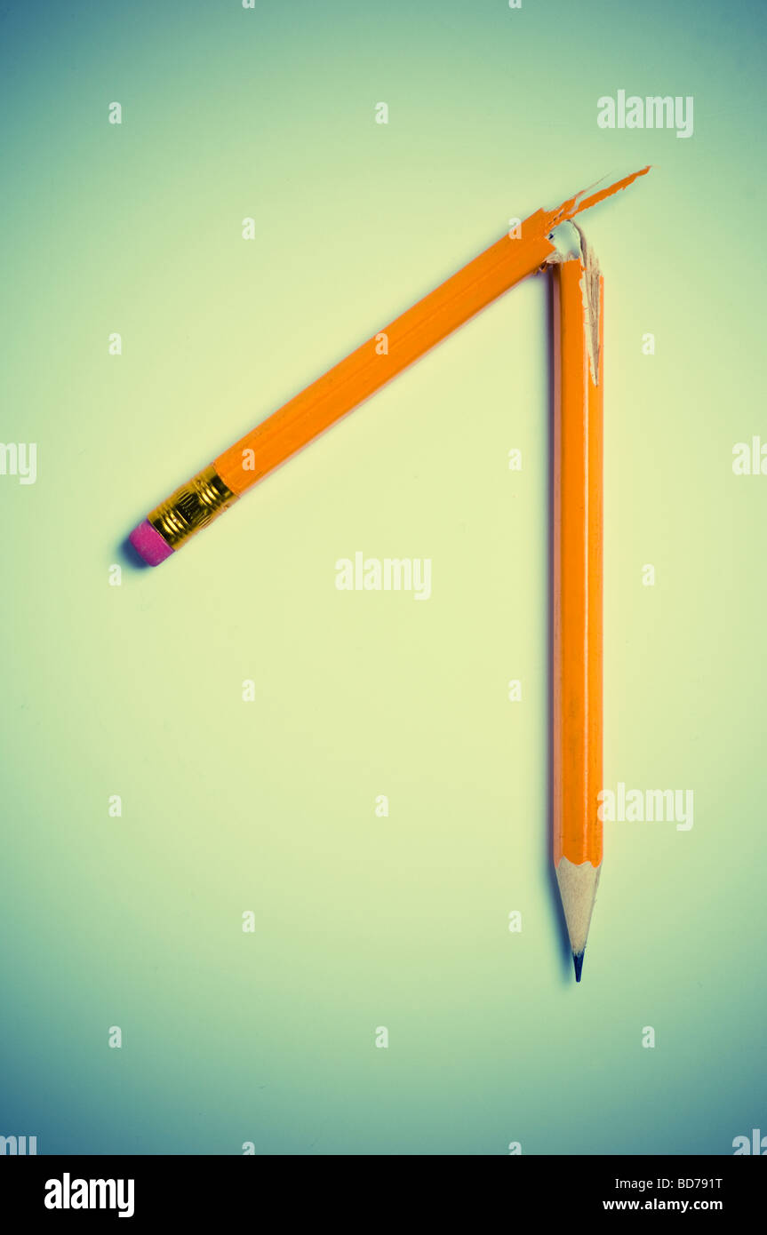 Broken colour pencils hi-res stock photography and images - Alamy