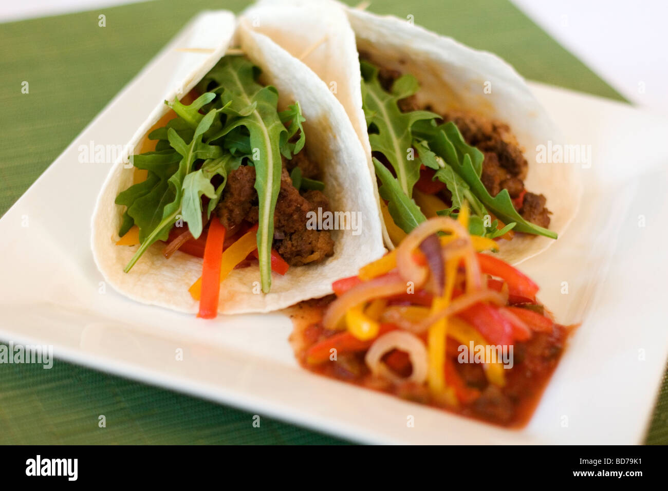 Soft shell tacos salsa hi-res stock photography and images - Alamy