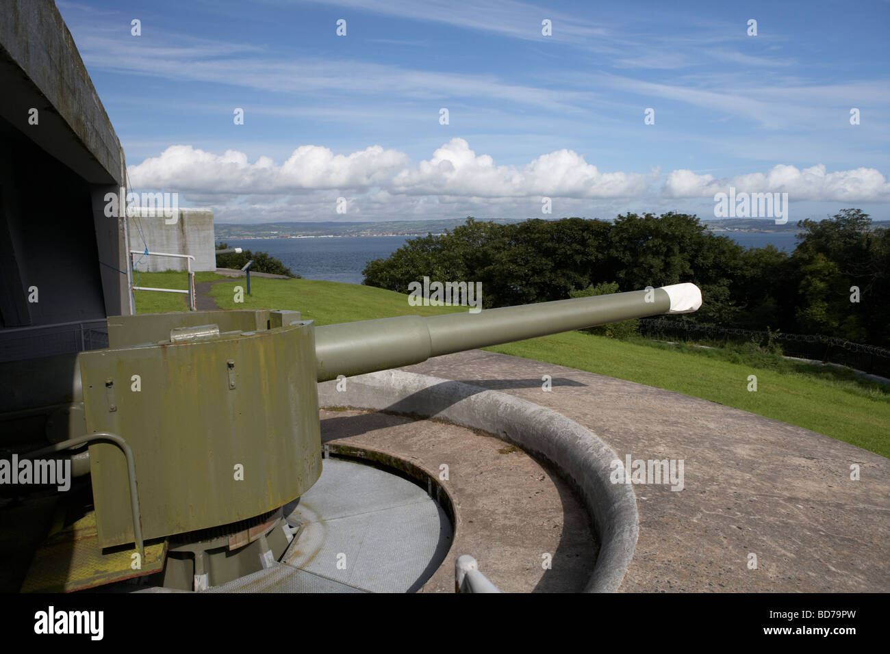 6 inch guns concrete glacis and gunhouses at grey point fort and ...
