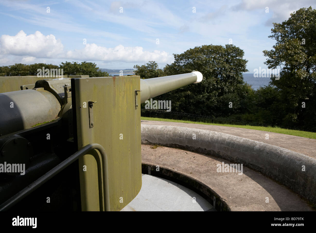 Breech loading gun hi-res stock photography and images - Alamy