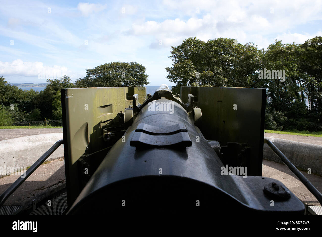 6 inch breech loaded gun at grey point fort and battery built in 1904 ...