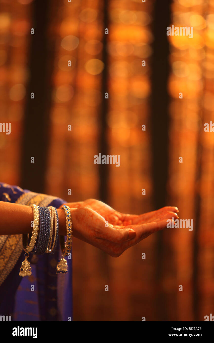 woman hand putting together Stock Photo - Alamy