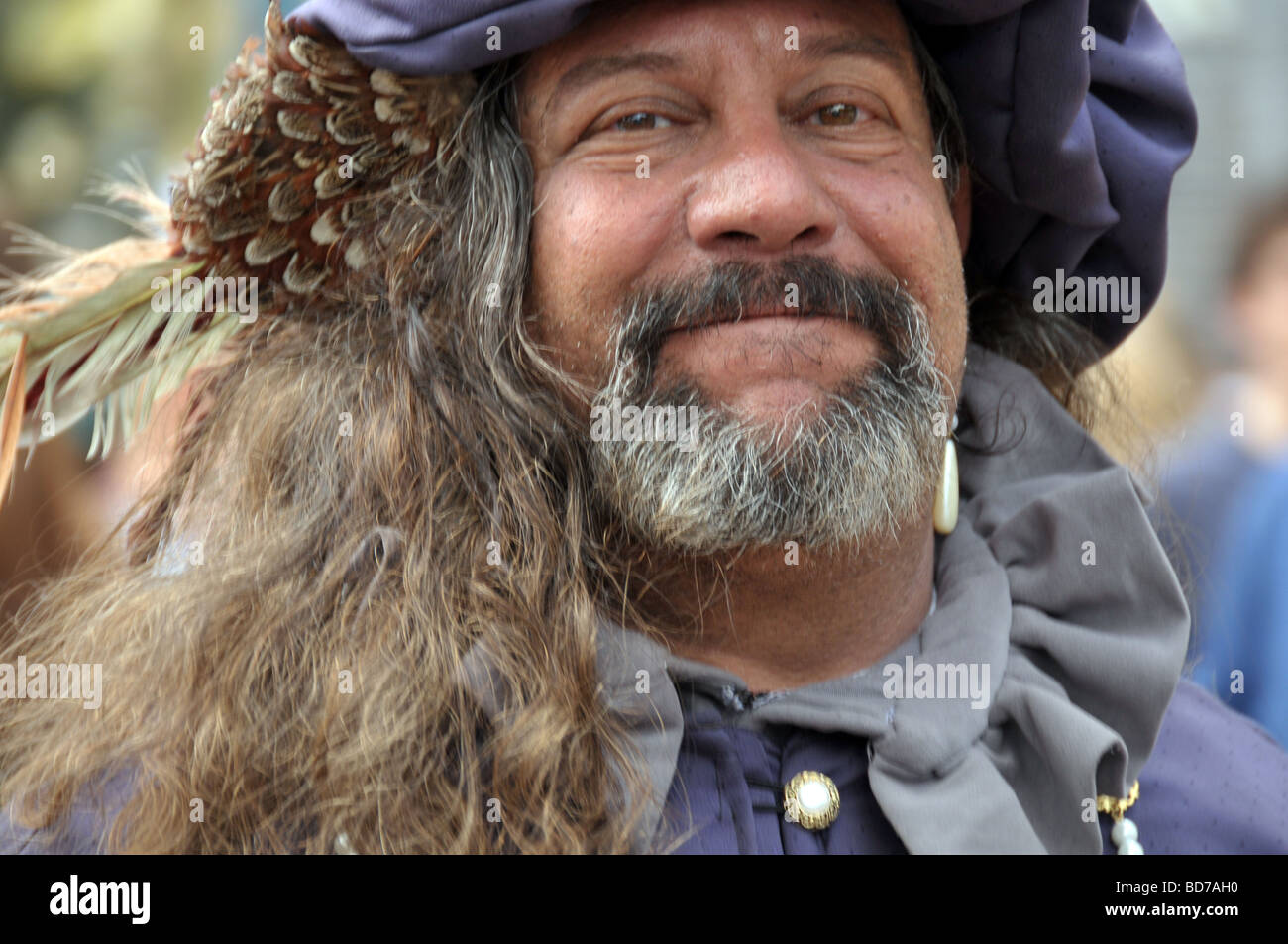 Renaissance costumes hi-res stock photography and images - Alamy