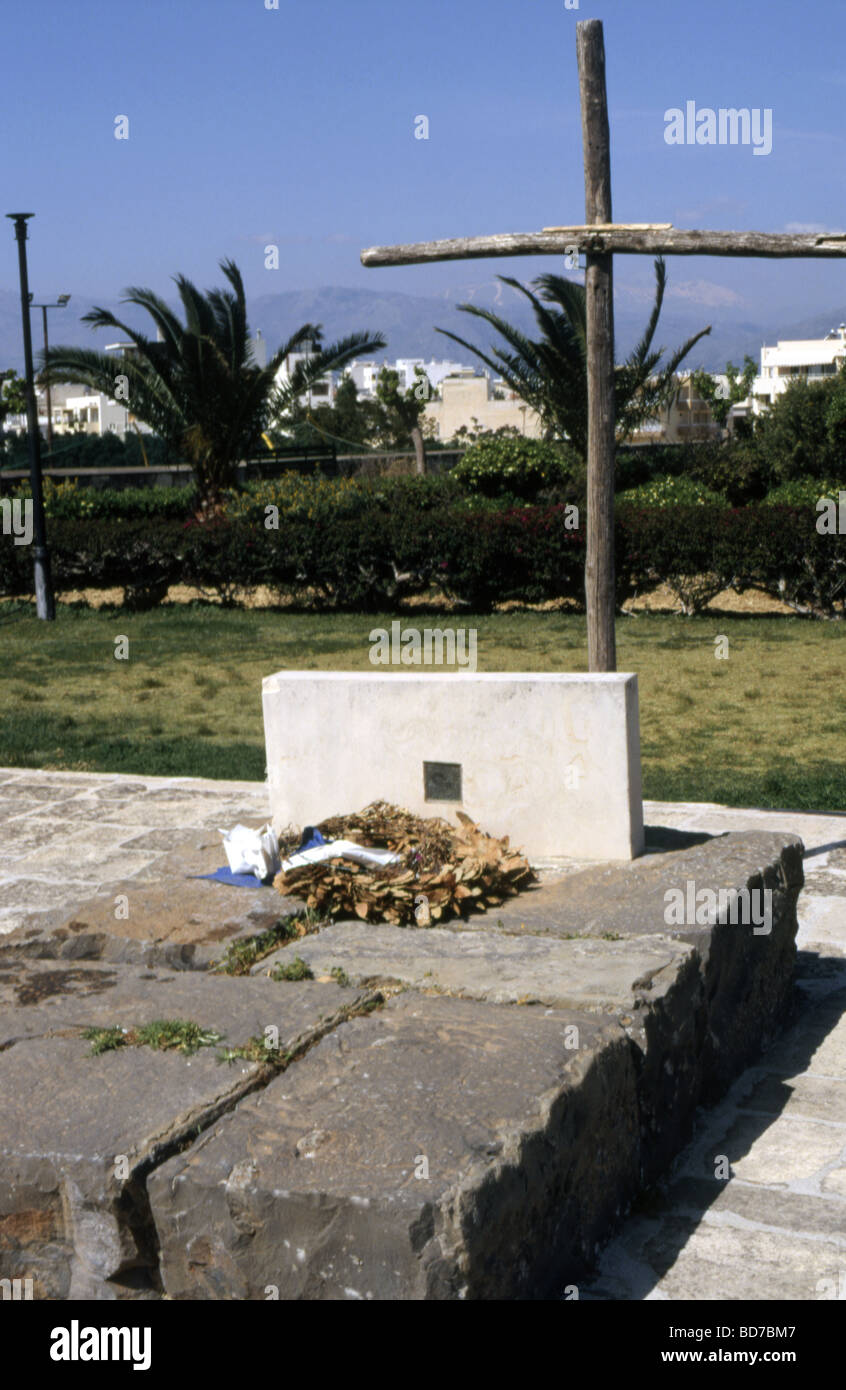 Greece, Crete, Heraclion, Tomb of Nikos Kazantzakis Stock Photo - Alamy