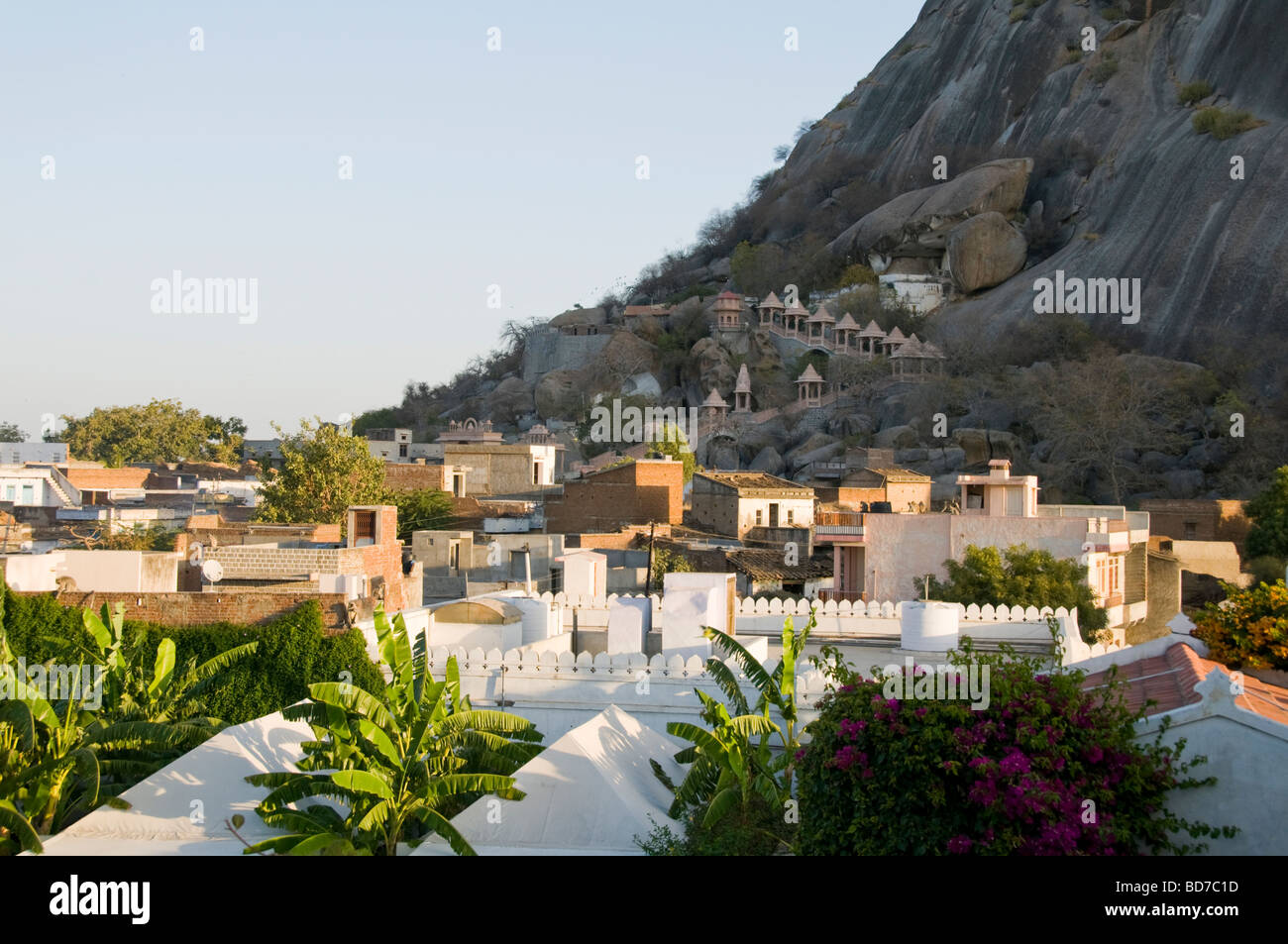 Rawla Narlai Hotel, Foot of Granite Rock, Narlai, Rajasthan, India ...