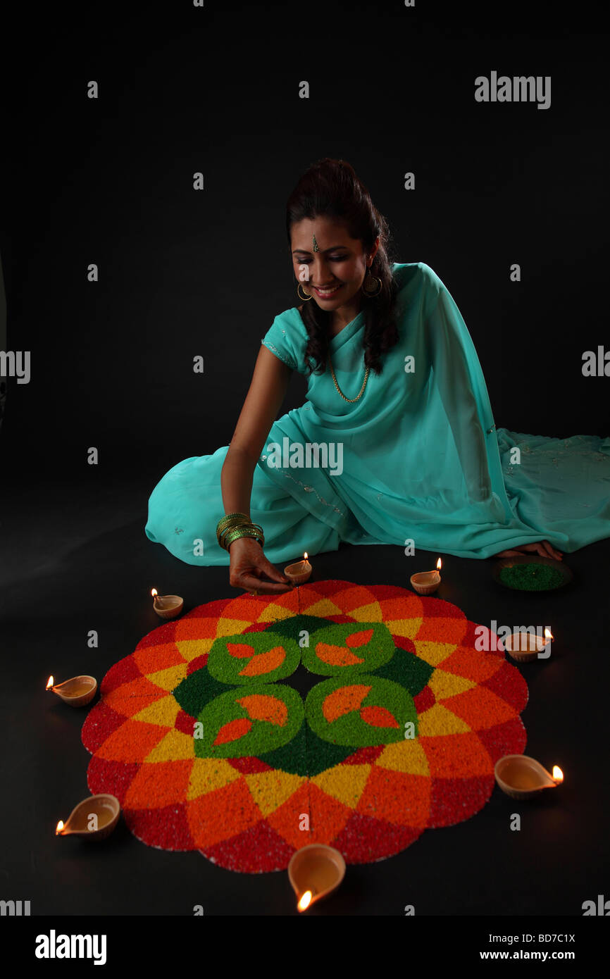 Rangoli hi-res stock photography and images - Alamy