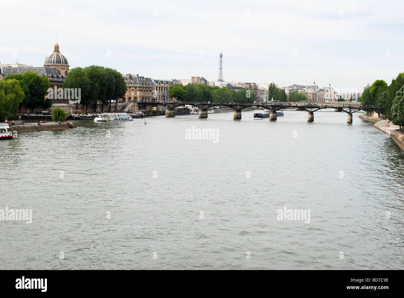 River seine travel hi-res stock photography and images - Alamy