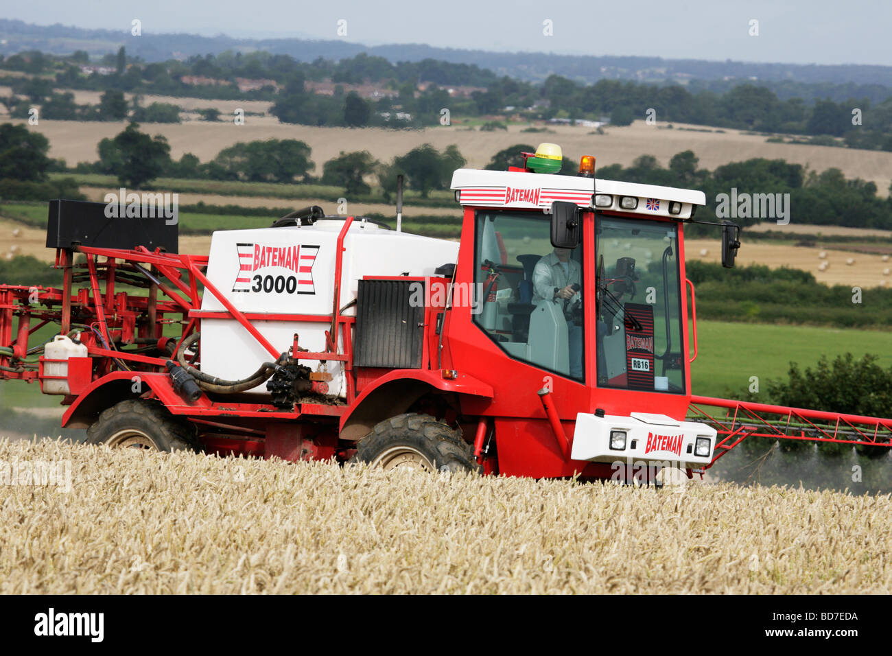 Crop spraying hi-res stock photography and images - Alamy