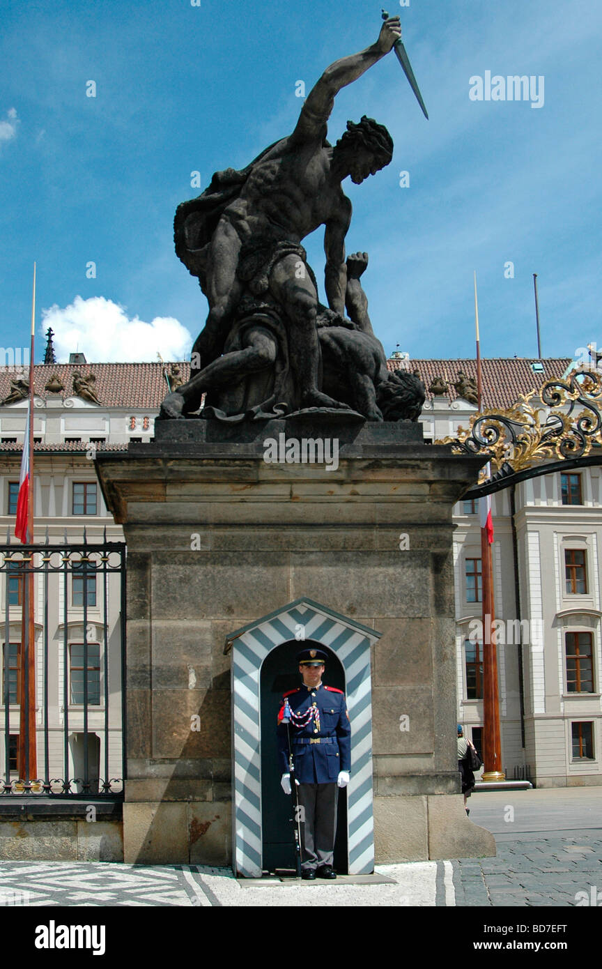 Security guard house hi-res stock photography and images - Alamy