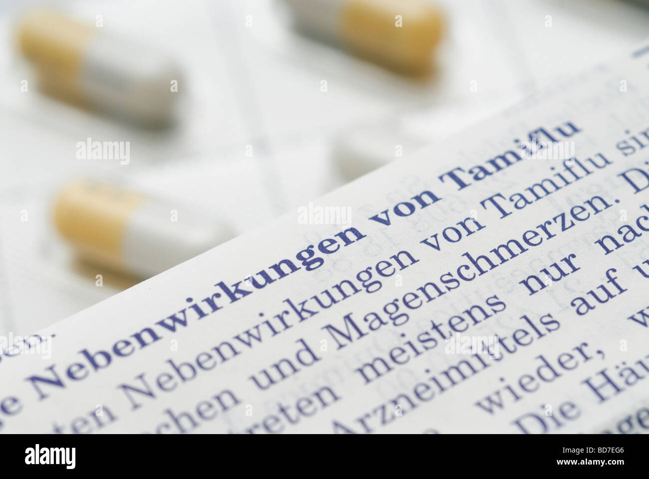 package insert describing adverse effects in german and capsules of ...