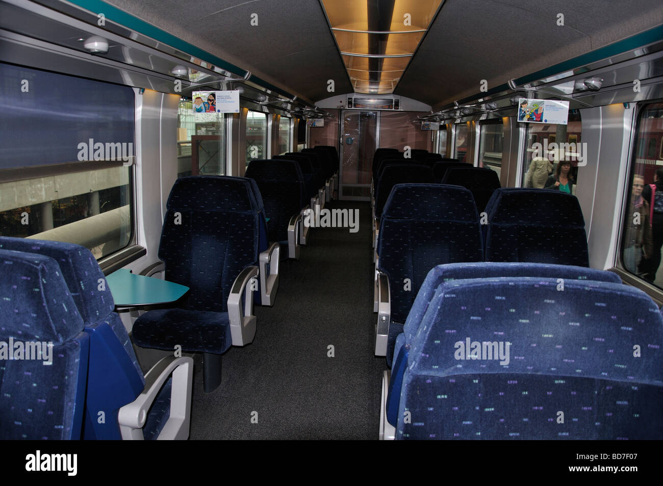 1st class train hi-res stock photography and images - Alamy