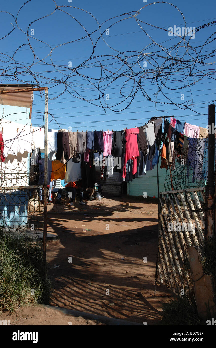 Hang hanging out washing hi-res stock photography and images - Alamy