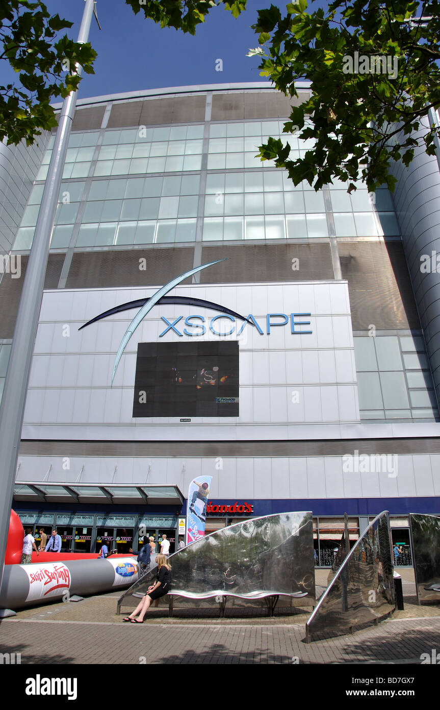 Xscape milton keynes architecture hi-res stock photography and images ...