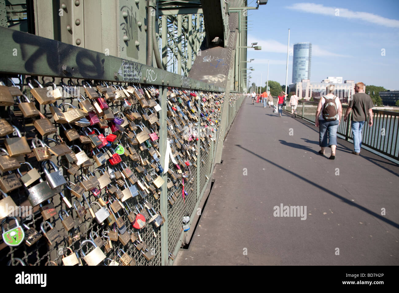 padlocks on fence of footpath of Hohenzollern railway bridge Cologne ...