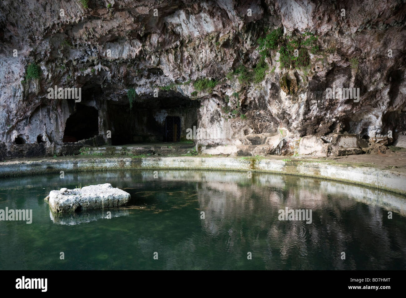 Sperlonga cave tiberius grotto hi-res stock photography and images - Alamy