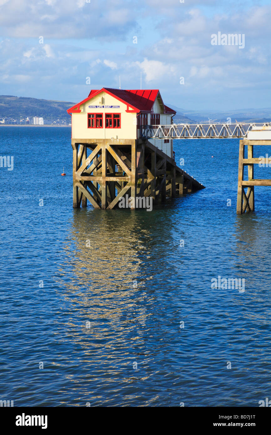 Rnli mumbles lifeboat station hi-res stock photography and images - Alamy