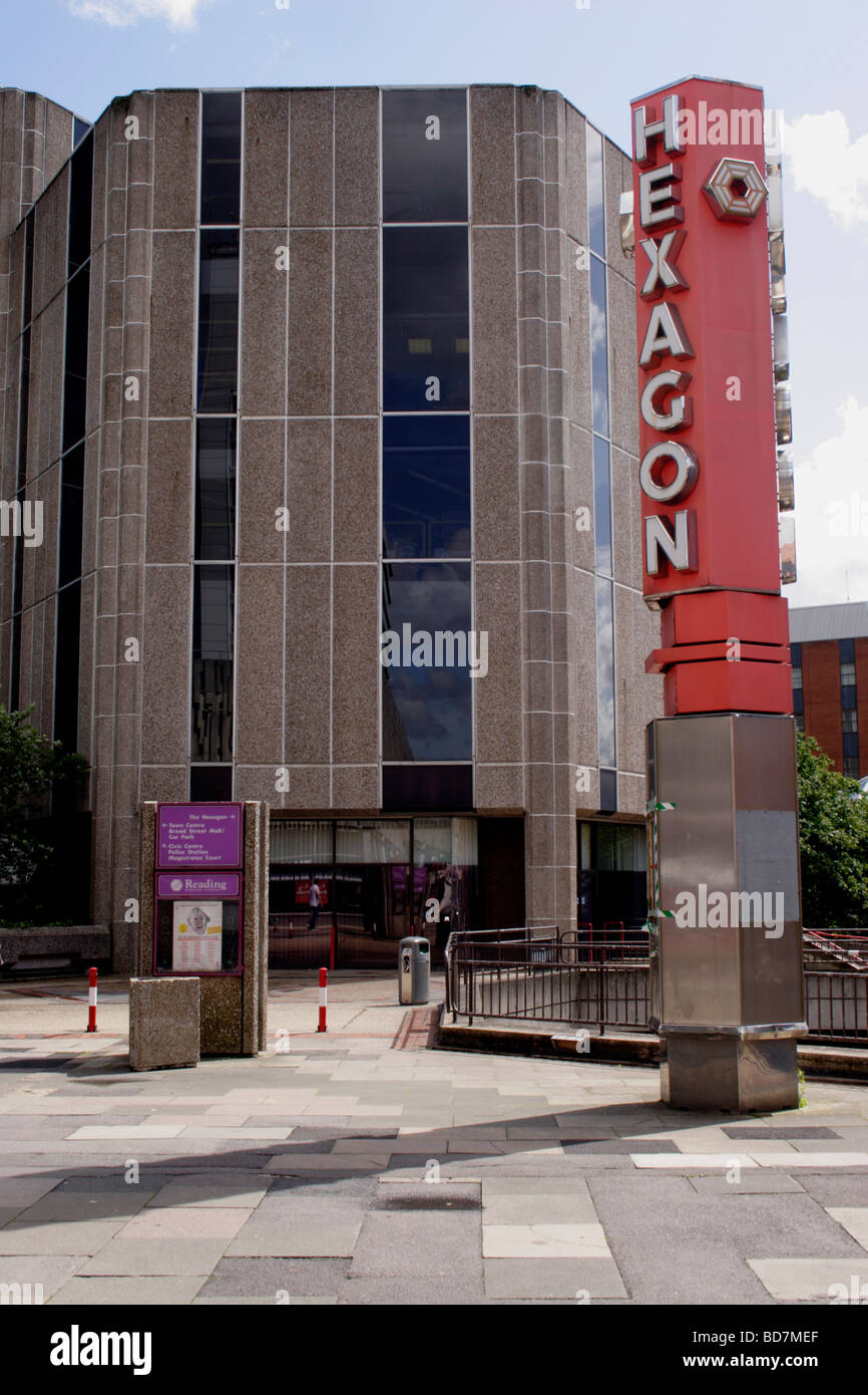 The hexagon reading hi-res stock photography and images - Alamy