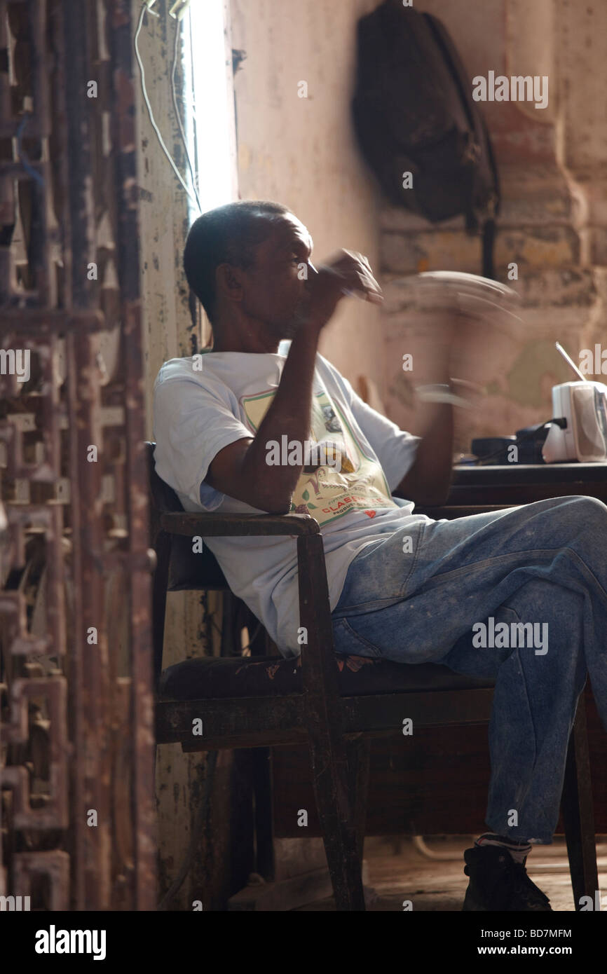 Cuban portraits hi-res stock photography and images - Alamy