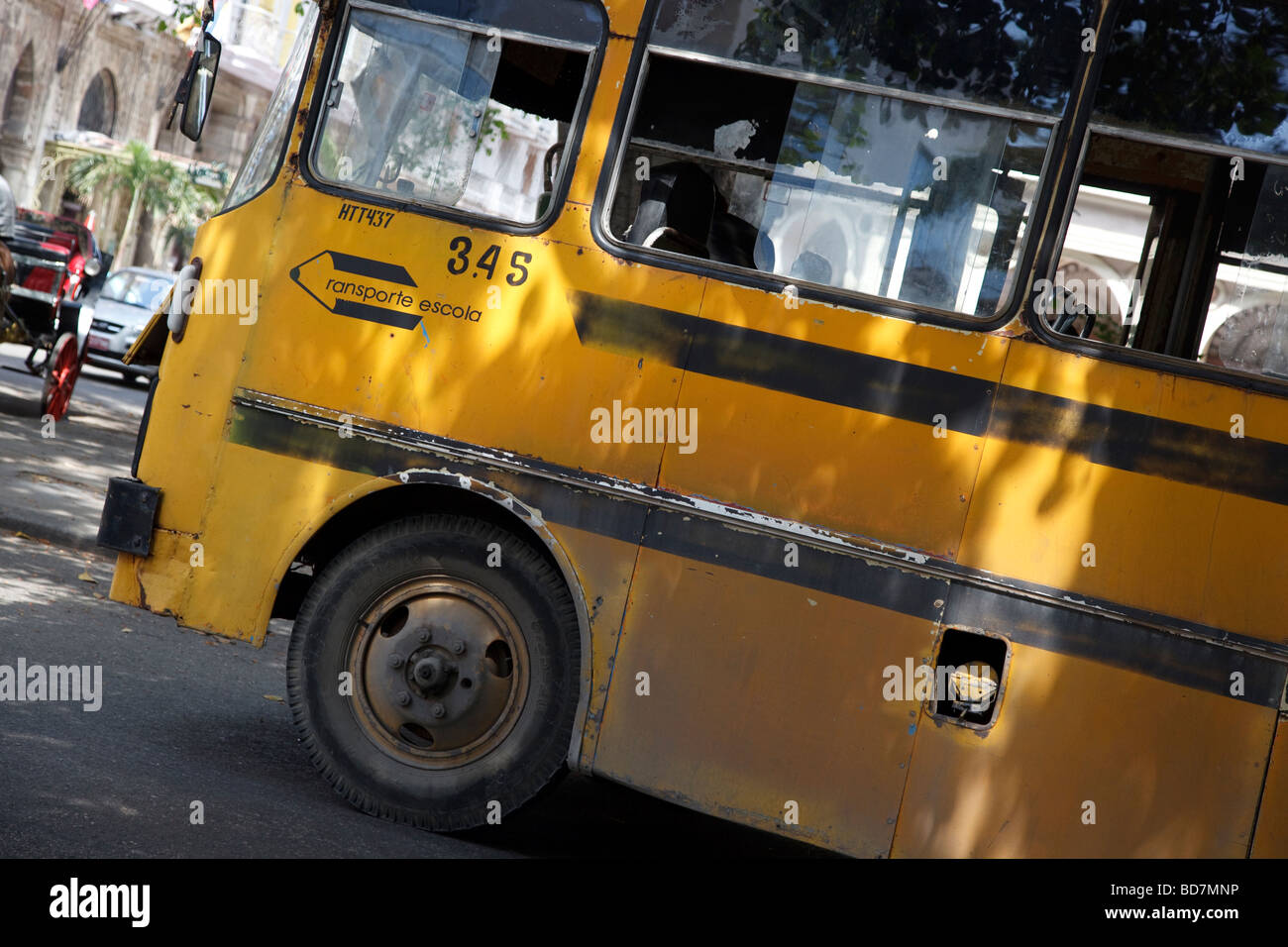 school bus in Habana Stock Photo - Alamy