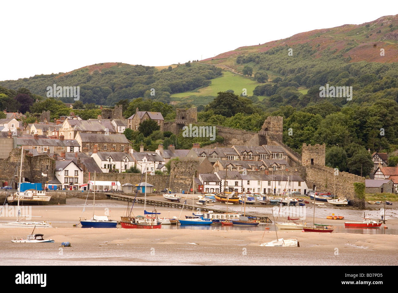 Medieval conwy town walls hi-res stock photography and images - Alamy