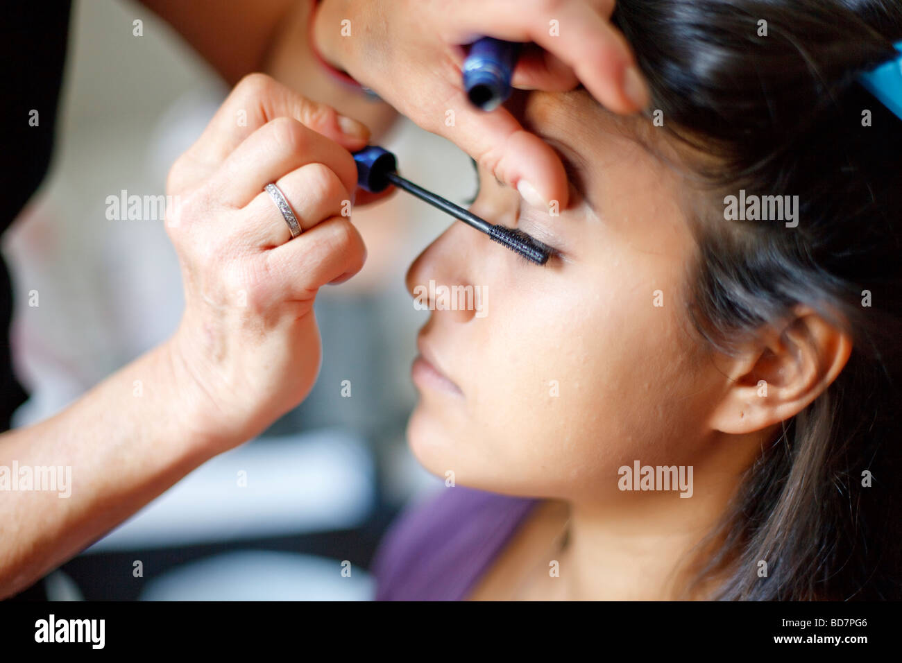 woman getting her make up done Stock Photo - Alamy