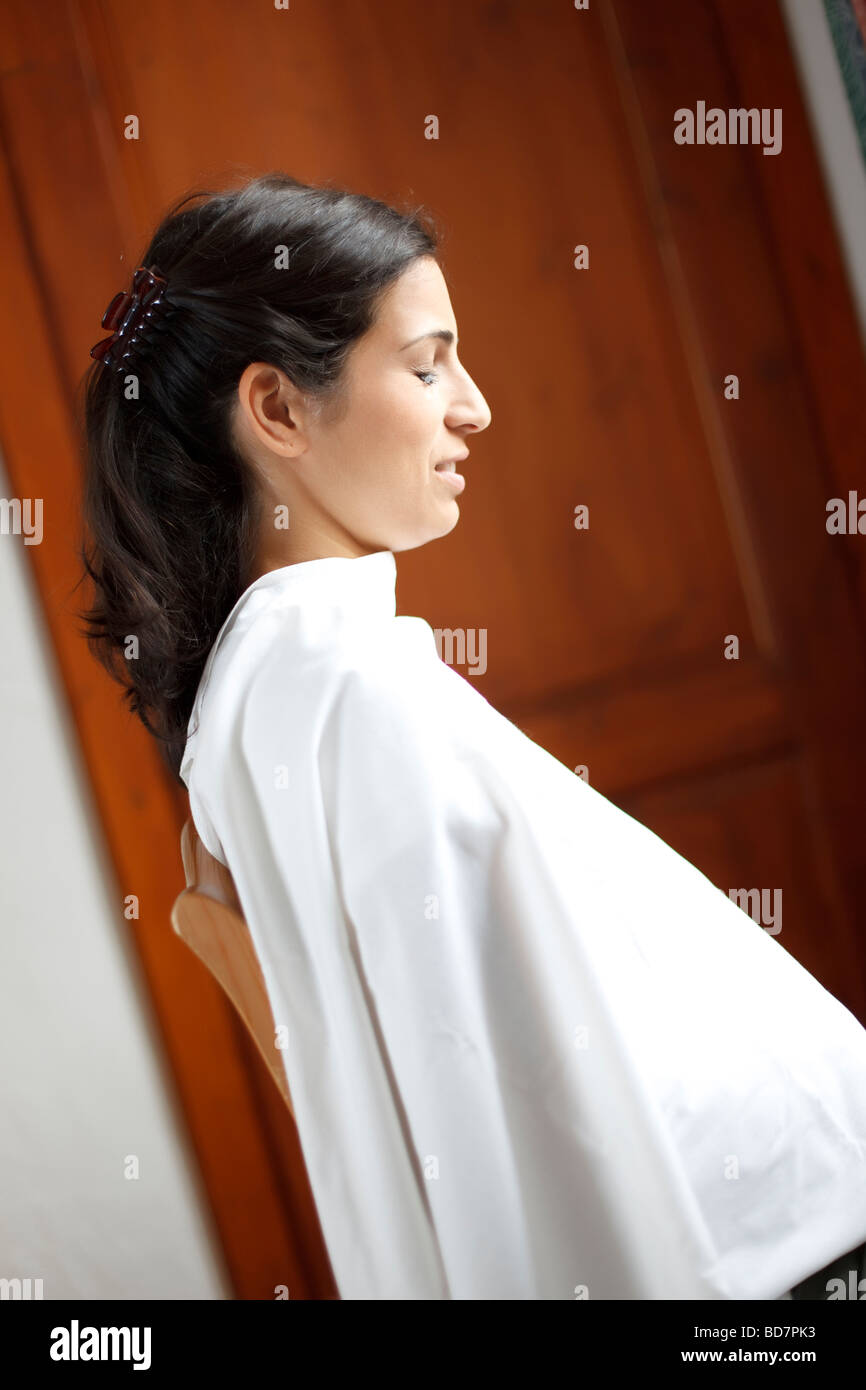 young woman getting a new hairstyle Stock Photo - Alamy