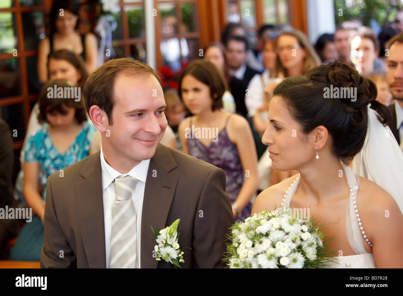 bride and bride groom Stock Photo - Alamy