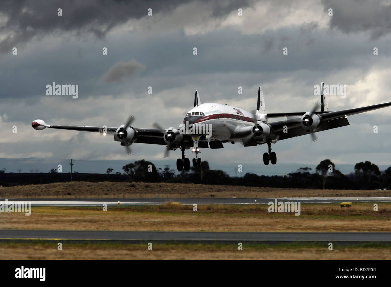 Lockheed Super Constellation Aircraft C 121C Landing Stock Photo - Alamy