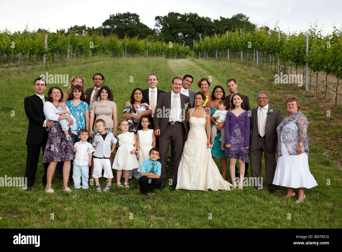 family shot at wedding Stock Photo - Alamy