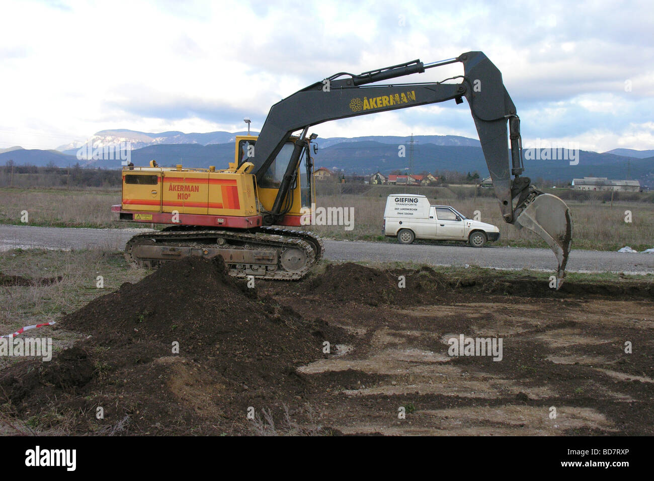 Diggers movement hi-res stock photography and images - Alamy