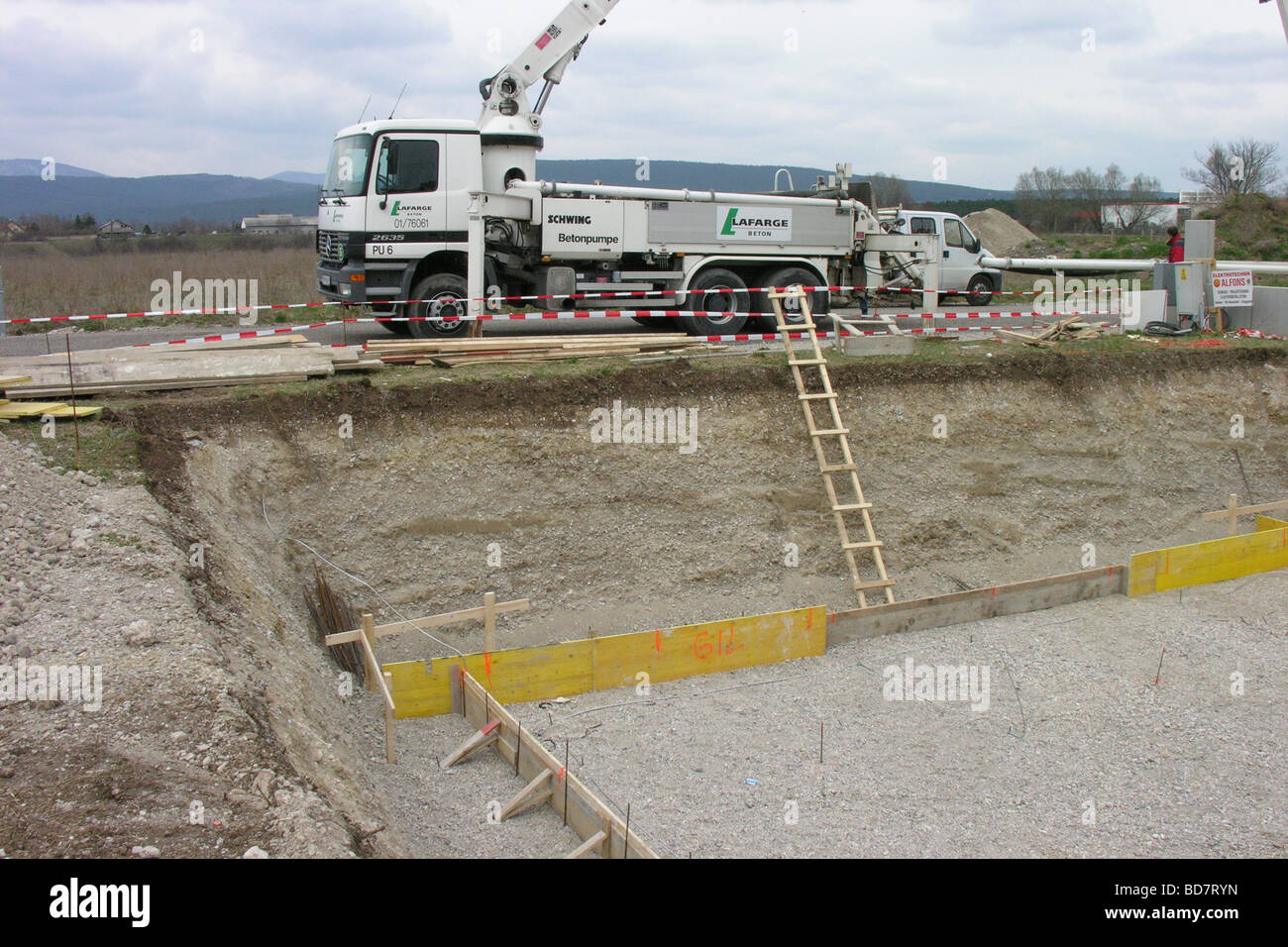 preparation of the cunstruction trench for building the foundation ...