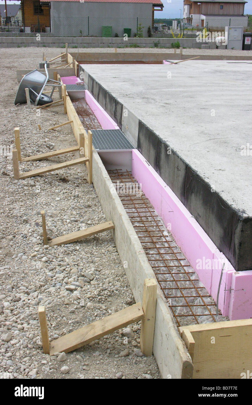 planking for placing concrete at construction site Stock Photo - Alamy