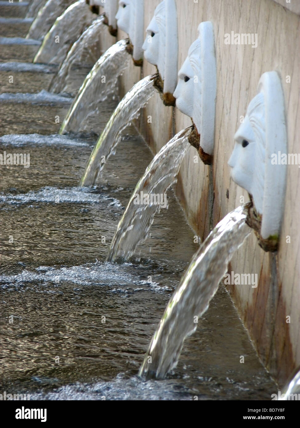 Water spouts hi-res stock photography and images - Alamy