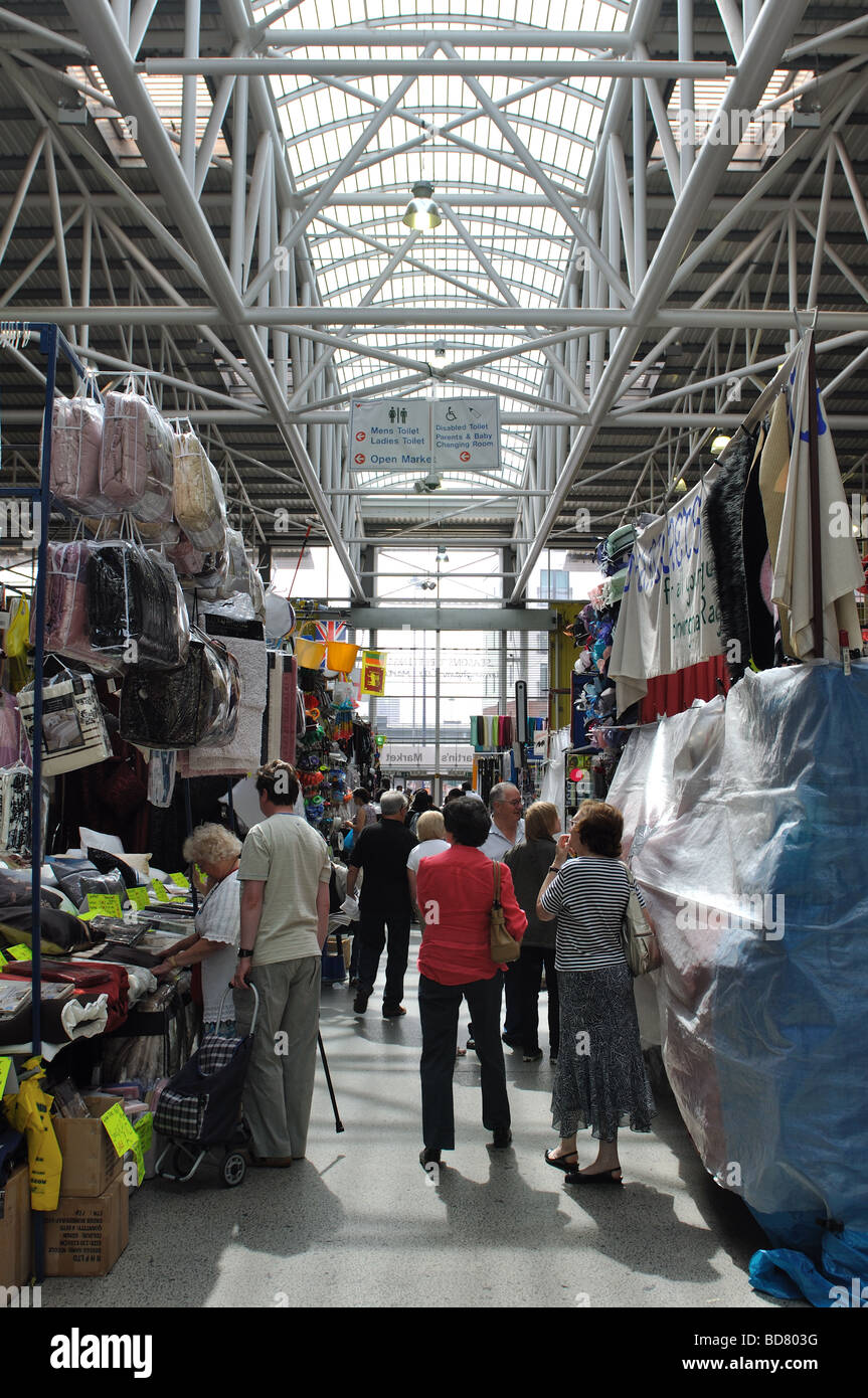 St. Martin`s Indoor Rag Market, Birmingham, England, UK Stock Photo - Alamy