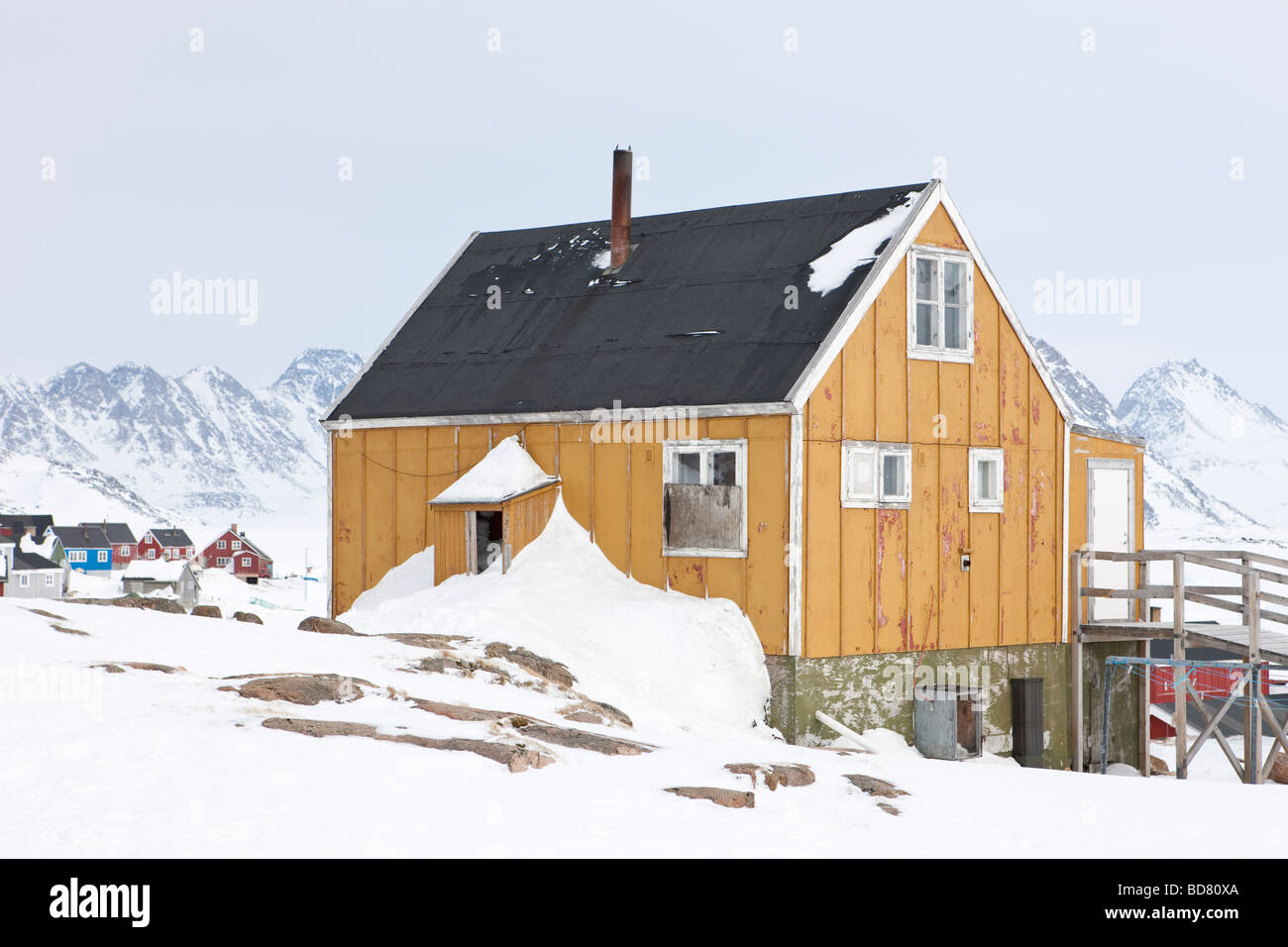 Houses in the village Kulusuk Greenland Stock Photo - Alamy