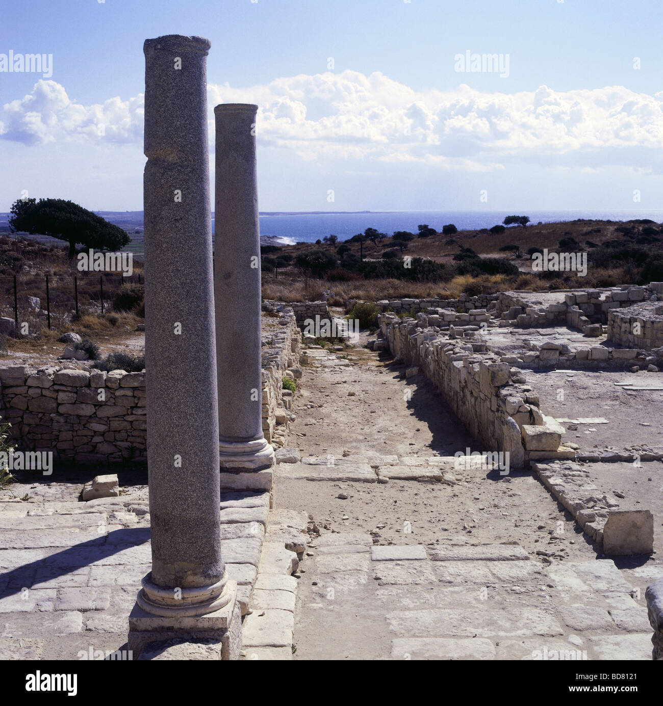 Roman nymphaeum hi-res stock photography and images - Alamy