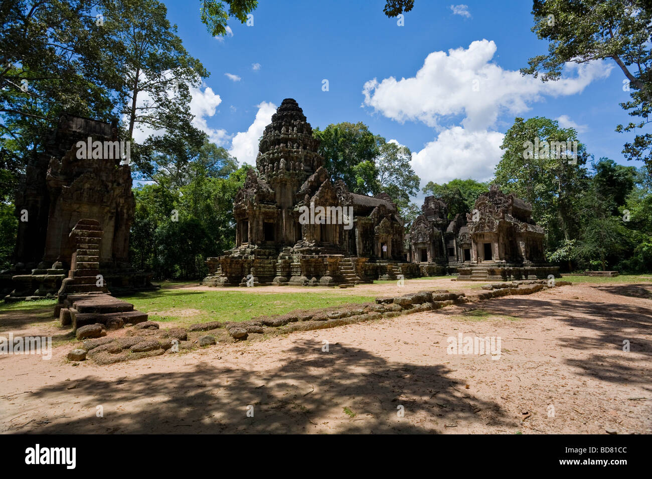 The well-preserved small, outlying temple of Thommanon Stock Photo - Alamy