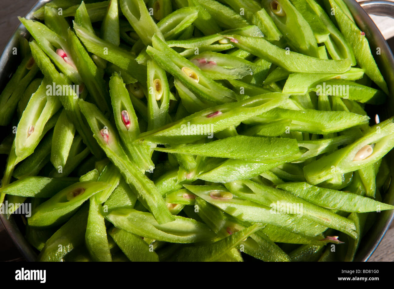 Organic Scarlet Emperor runner beans ready for cooking Stock Photo - Alamy