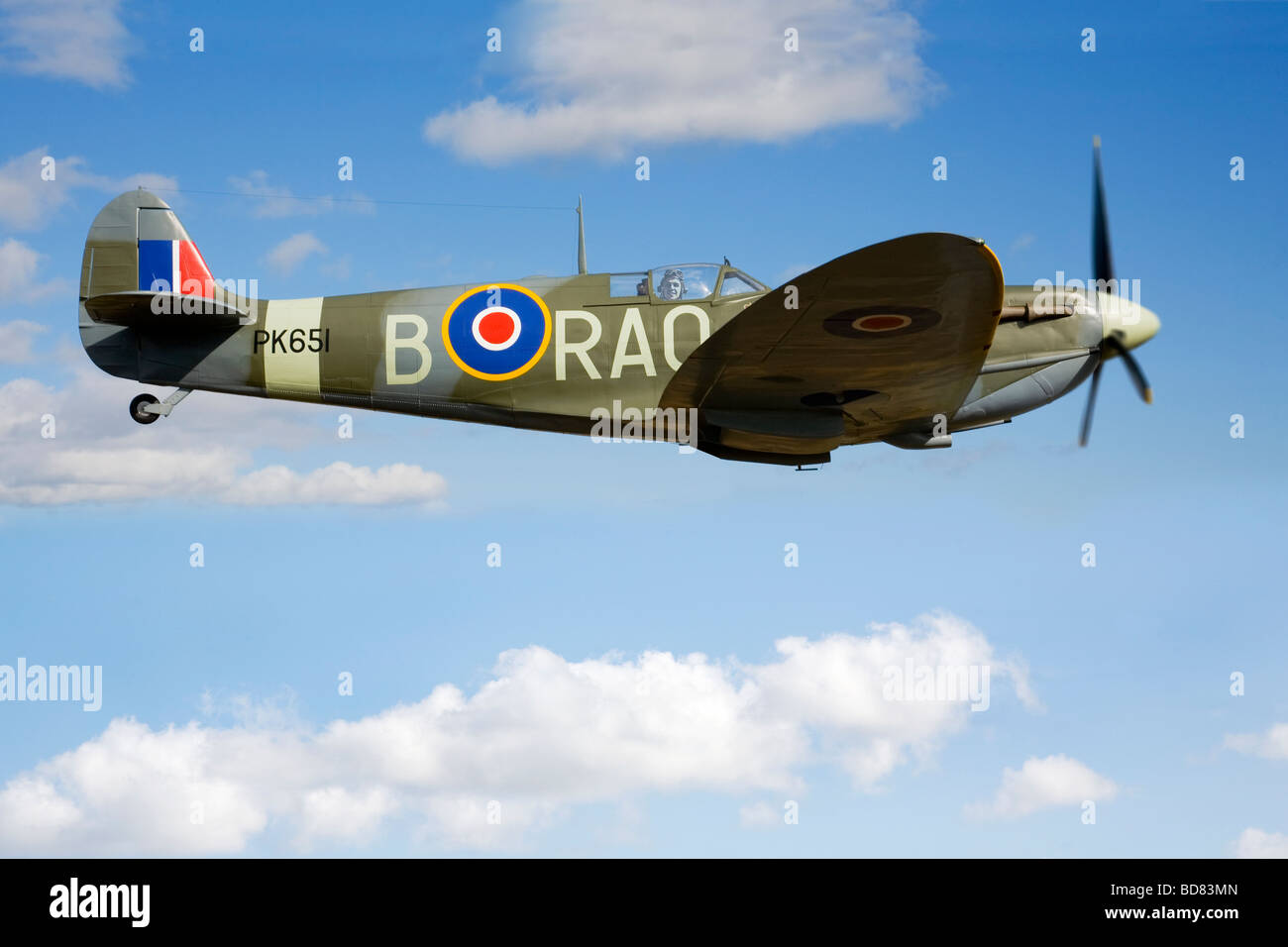 Spitfire aircraft hi-res stock photography and images - Alamy
